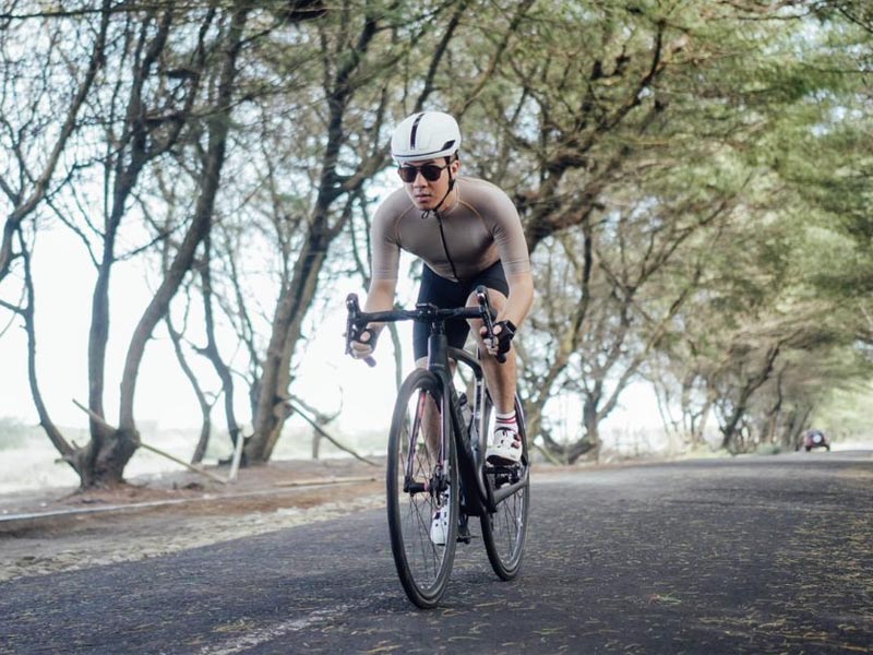 Guide on How to use Road Bike Gear and Best Road Bike Gear - Rodalink