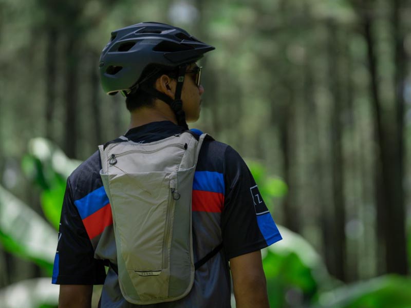 3 Mountain Bike Accessories That Needed for Mountain Biking - Rodalink