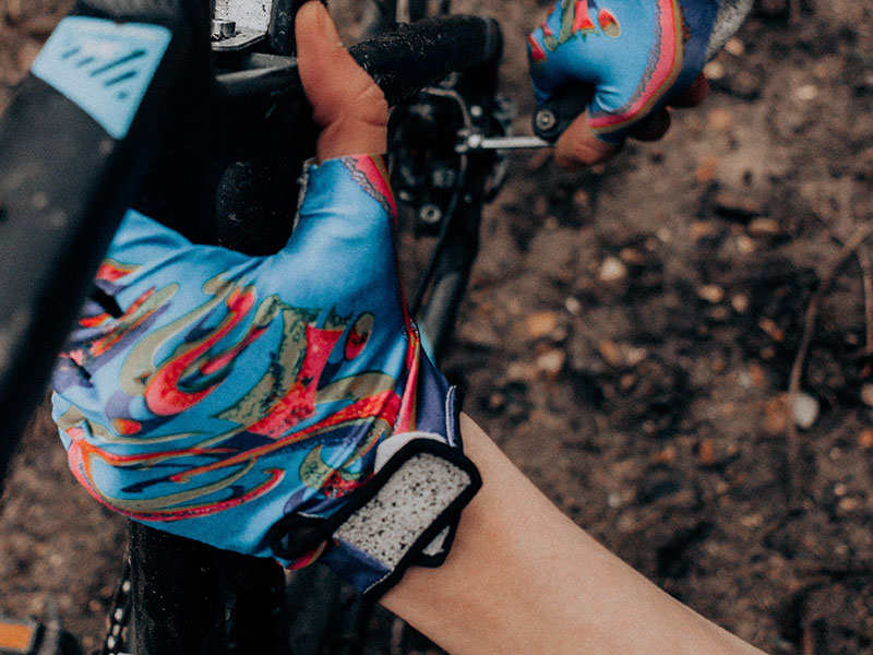 10 Cycling Equipment That You Need Before Exercising - Rodalink