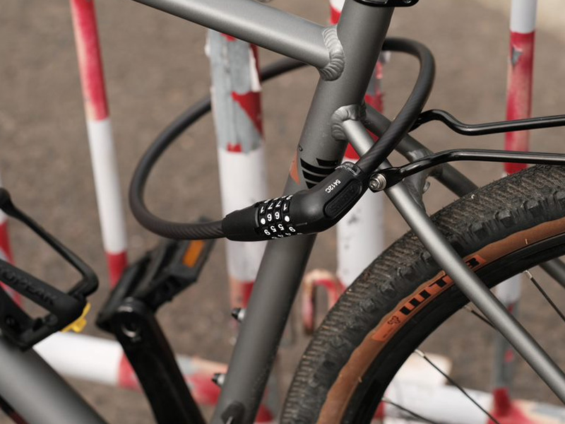 6 Must Have Safety Cycling Gears - Rodalink