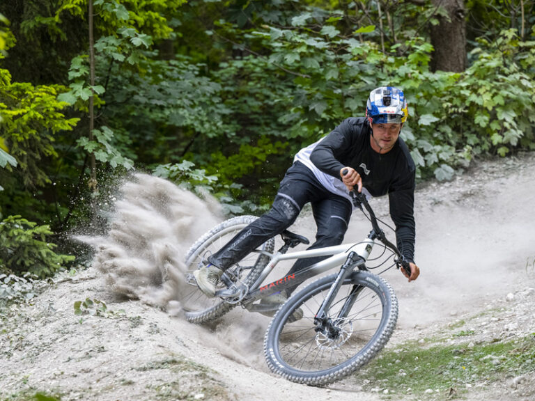 5 Mountain Bike Types Explained - Rodalink