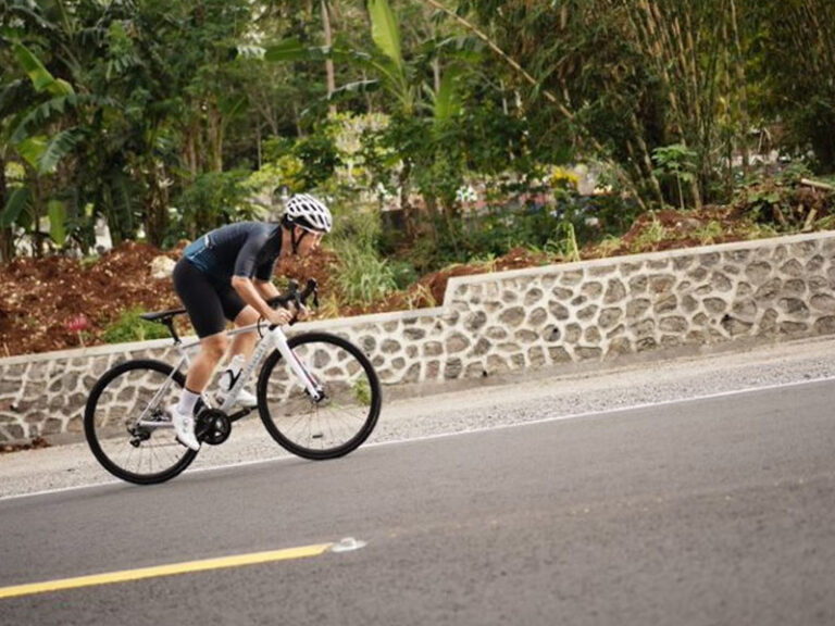 How to Change Road Bike Gears: A Beginner’s Guide - Rodalink