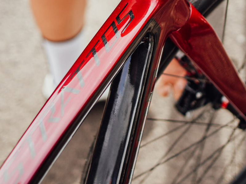 Road Bike Frame Types: Which Material to Choose? - Rodalink