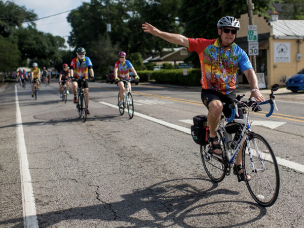 Cycling Hand Signals You Need To Know - Rodalink